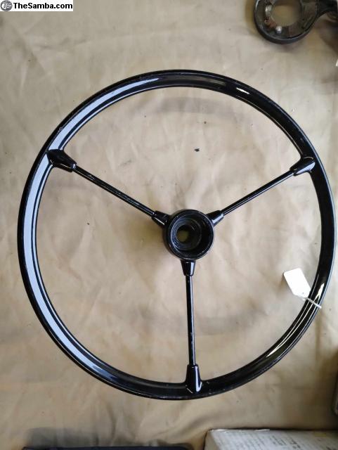 TheSamba.com :: VW Classifieds - standart oval en split steering wheel