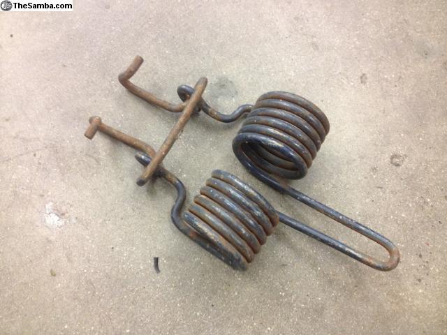 TheSamba.com :: VW Classifieds - VW Bug engine lid spring