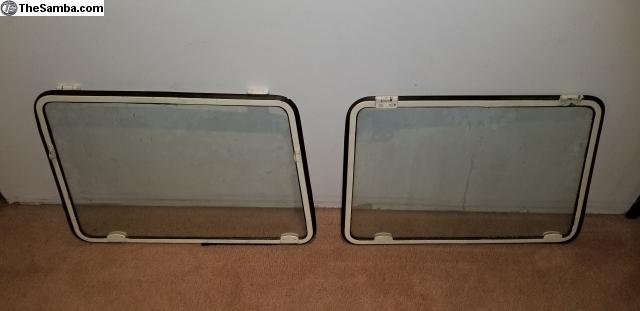 TheSamba.com :: VW Classifieds - Barndoor safaris windows