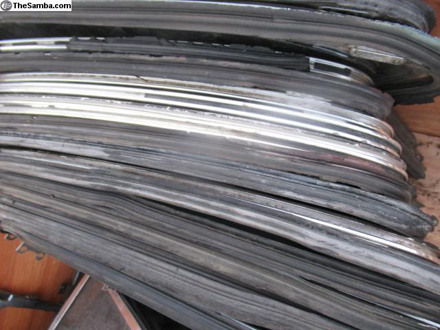 TheSamba.com :: VW Classifieds - Porsche 911/912 Rear 1/4 Window w ...