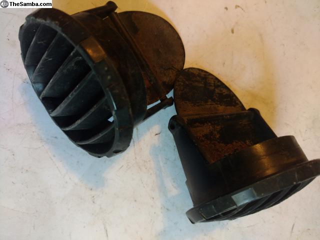 TheSamba.com :: VW Classifieds - Dash vents bay bus