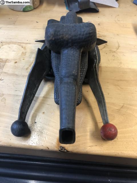 TheSamba.com :: VW Classifieds - 1967 Beetle Hand Brake Boot/Heater Levers