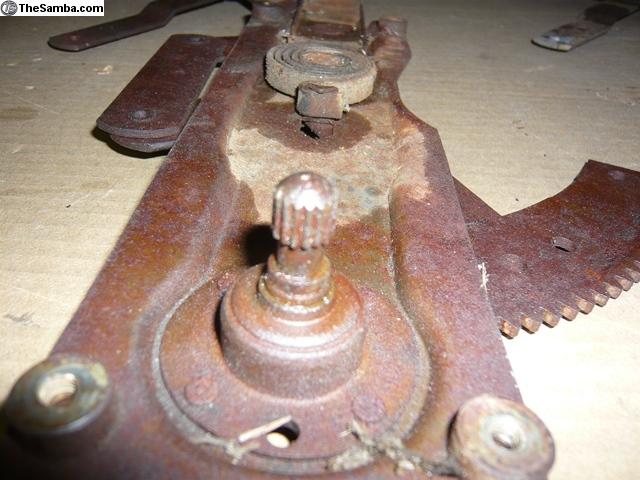 TheSamba.com :: VW Classifieds - L&r Type 34 Ghia Window Regulators Aa