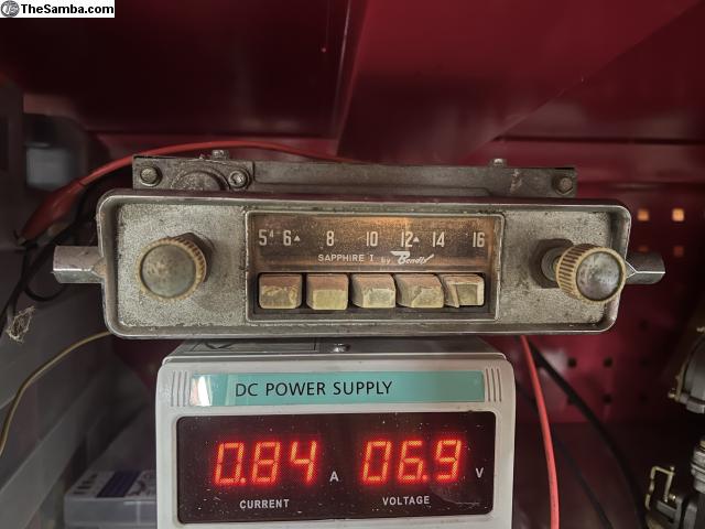 TheSamba.com :: VW Classifieds - Bendix Sapphire I 6 volt radio ...