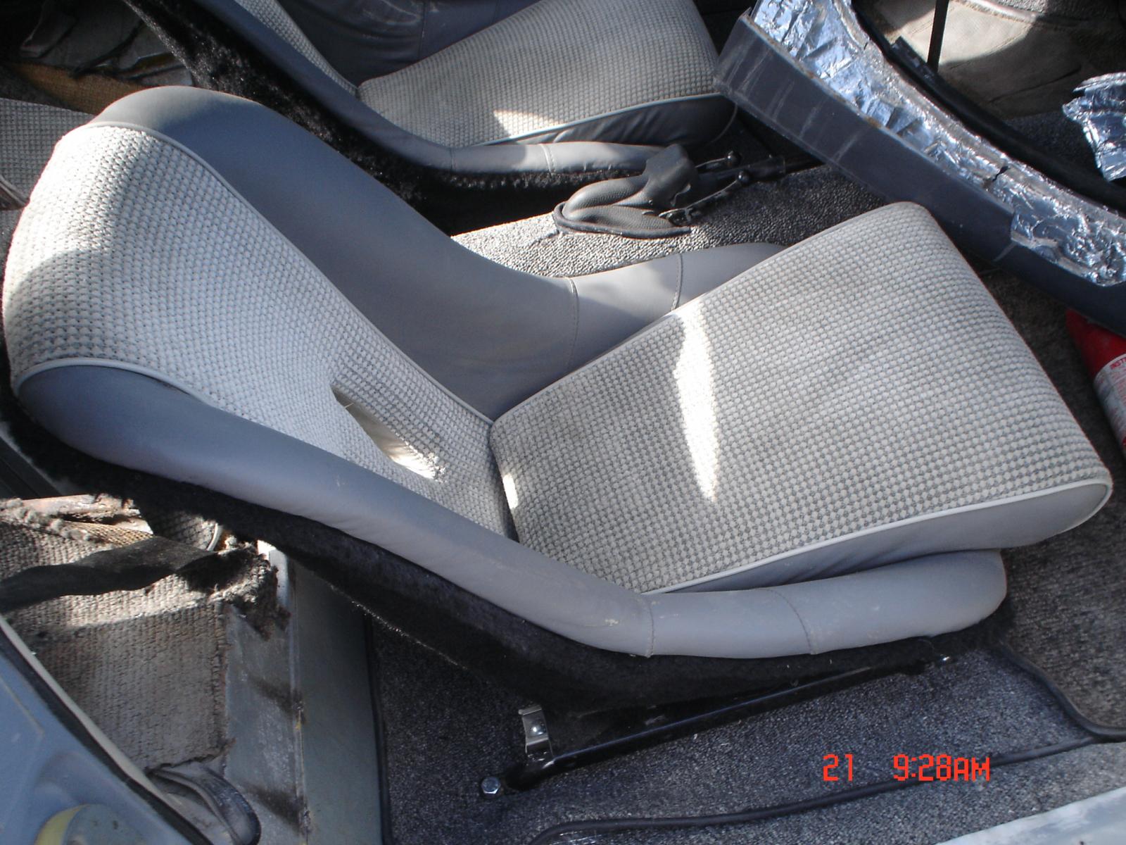 TheSamba.com :: Gallery - speedster seats in a ghia