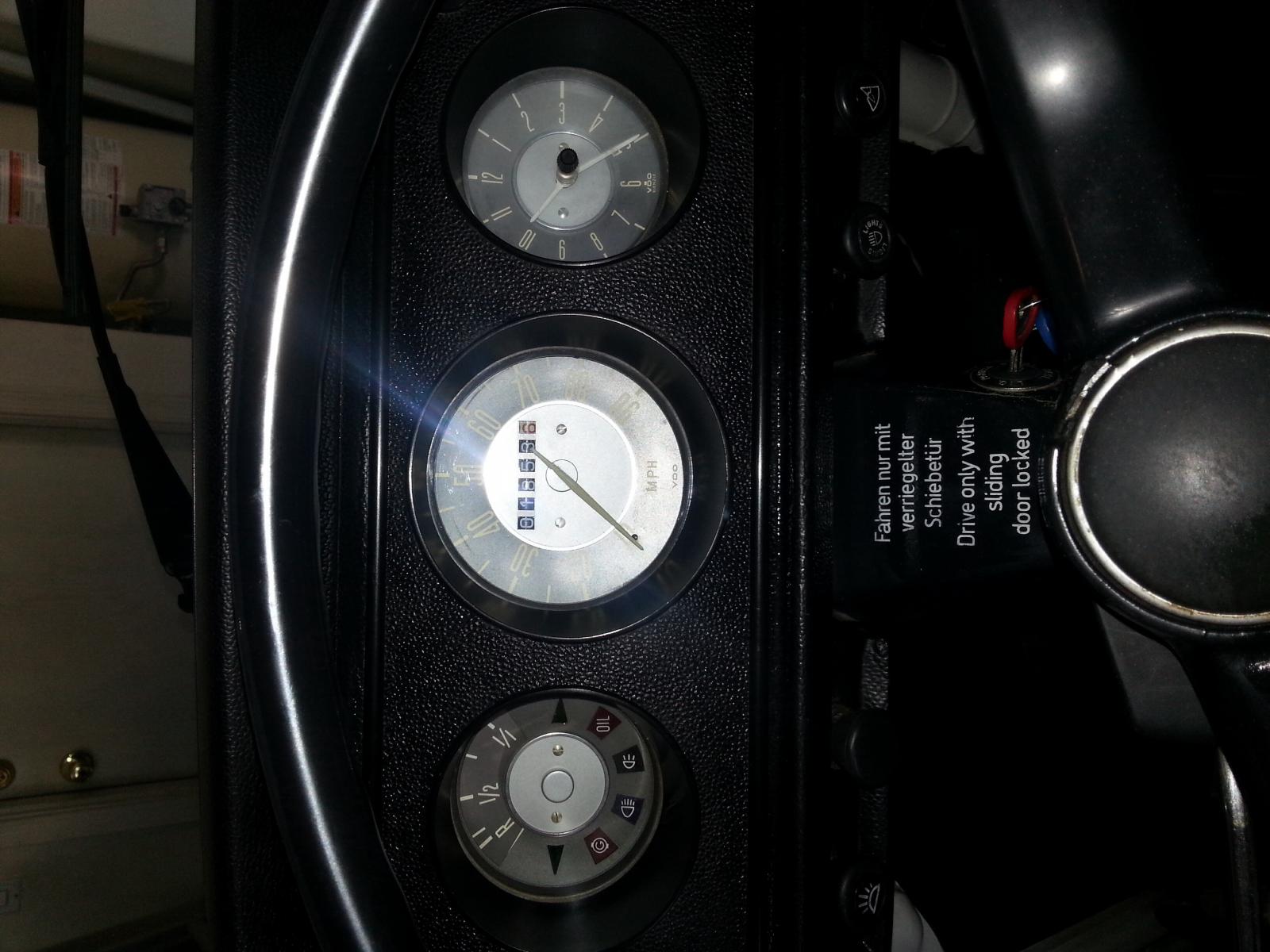 TheSamba.com :: Gallery - 1970 bus dash binnacle repair