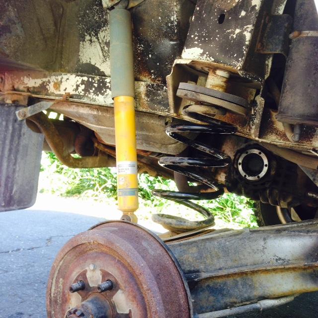 TheSamba.com :: Vanagon - View topic - Motorcycle Rack/Rear Spring ...