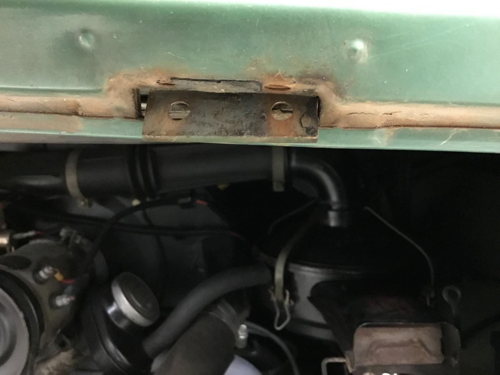 TheSamba.com :: Split Bus - View topic - Engine deck lid hinge