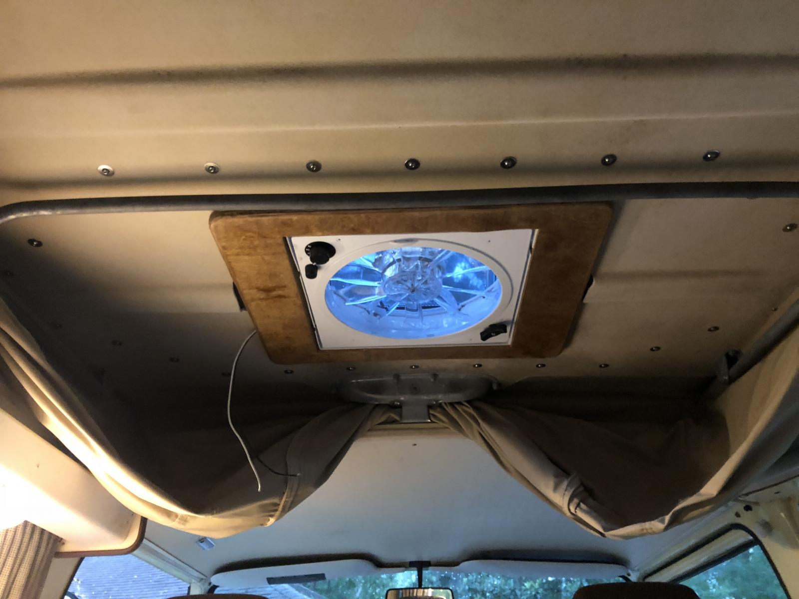 TheSamba.com :: Vanagon - View topic - My Vanagon Fantastic Vent install