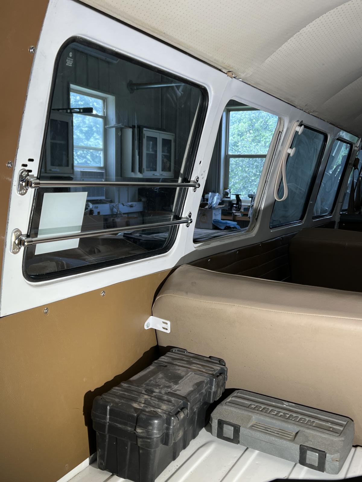 TheSamba.com :: Split Bus - View topic - Installing fixed side windows ...