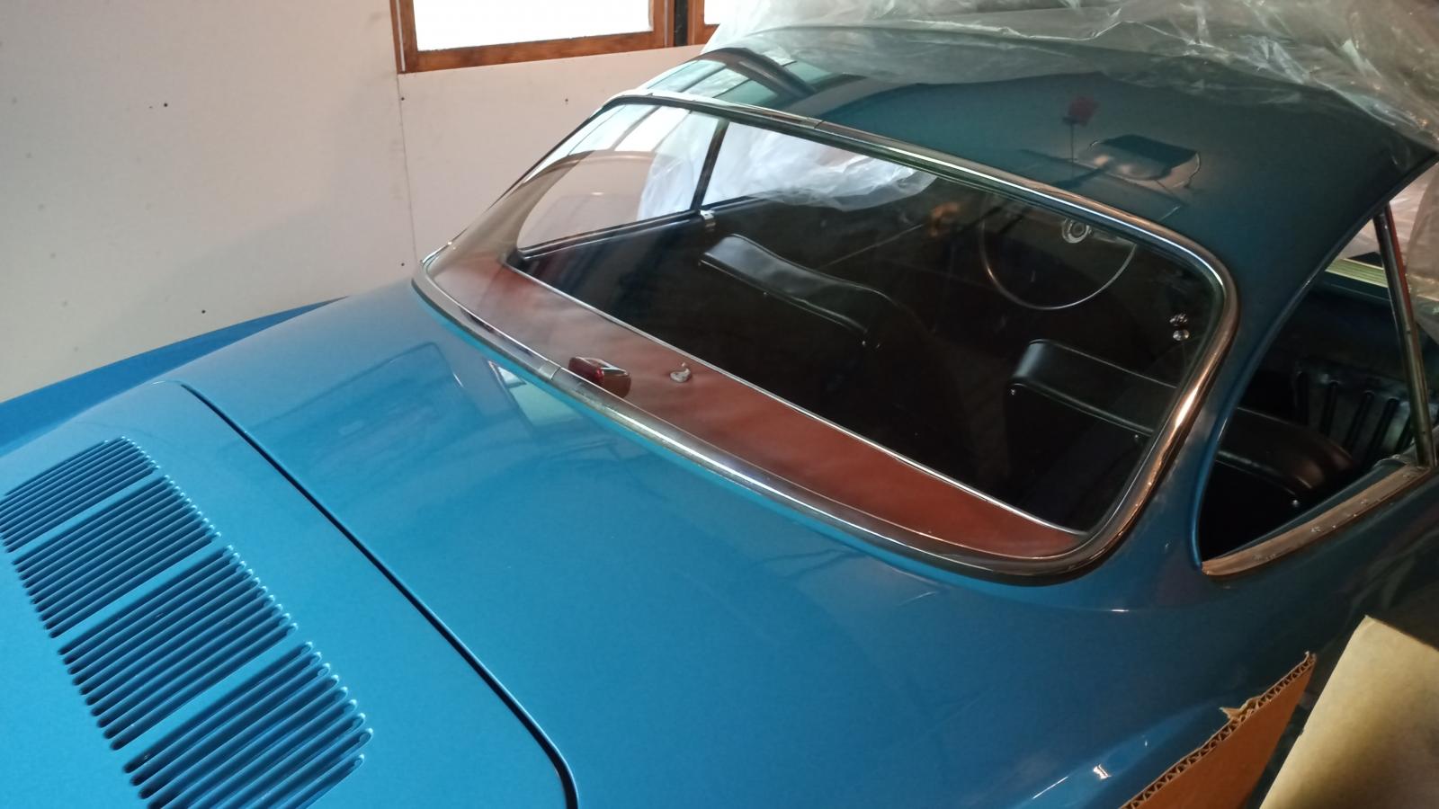 TheSamba.com :: Gallery - 1966 rear windshield c trim vewib seal brick ...