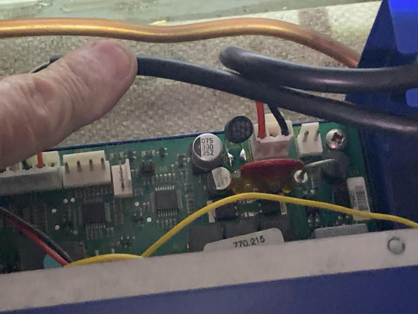 TheSamba.com :: Gallery - Propex main fuse replacement