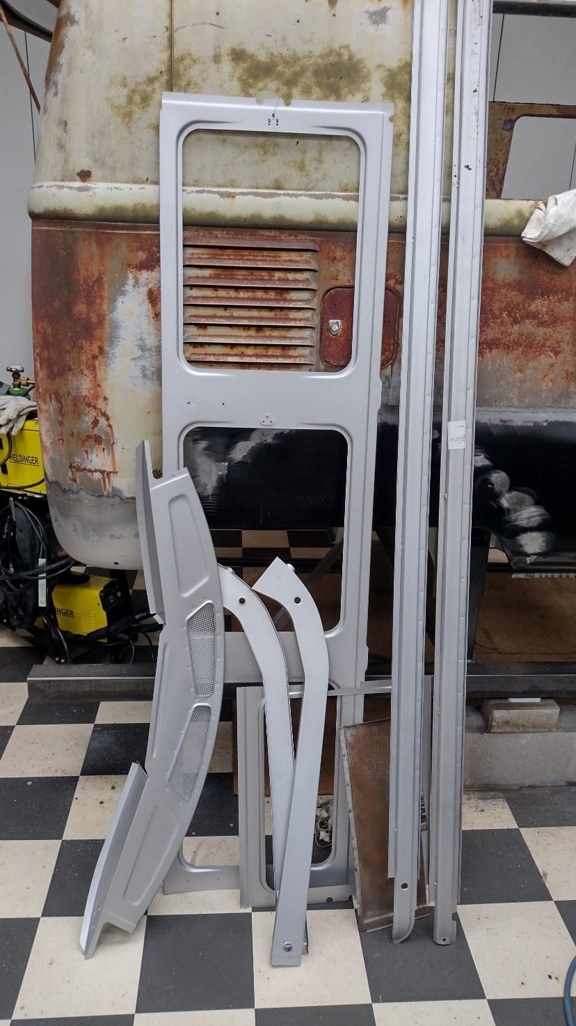 TheSamba.com :: Gallery - roof gutter